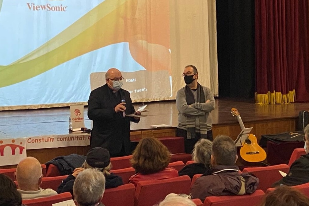 Noticia CD Menorca 25.03.2022 | Cáritas