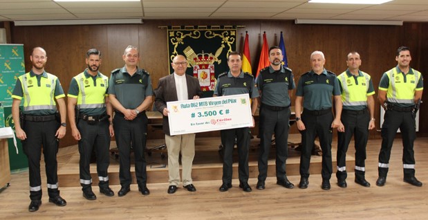 La Guardia Civil entrega a Cáritas Parroquial Castrense (et) de Granada ...