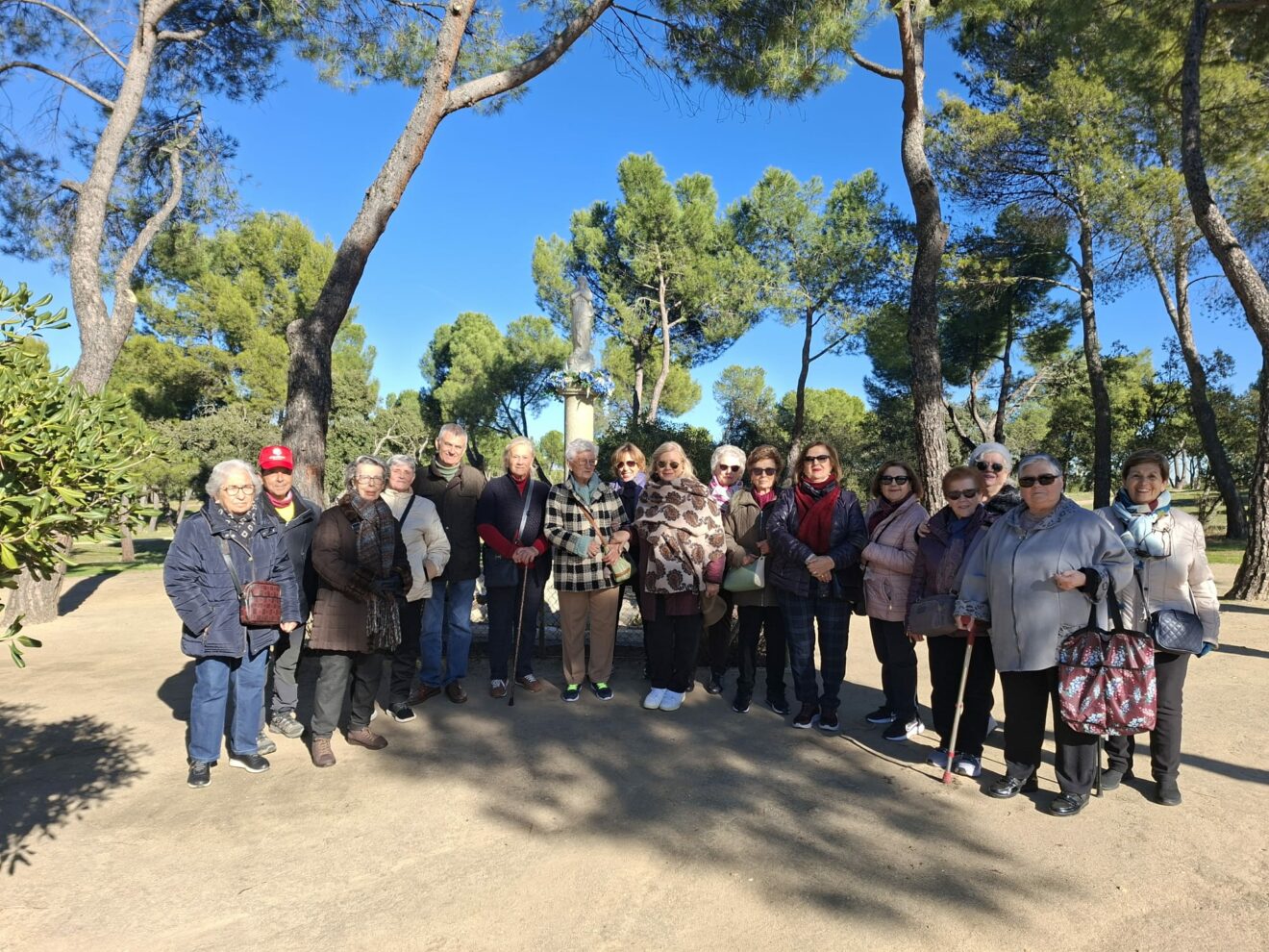 Cáritas Parroquial Castrense Sta. María de La Dehesa: Paseo por la ...